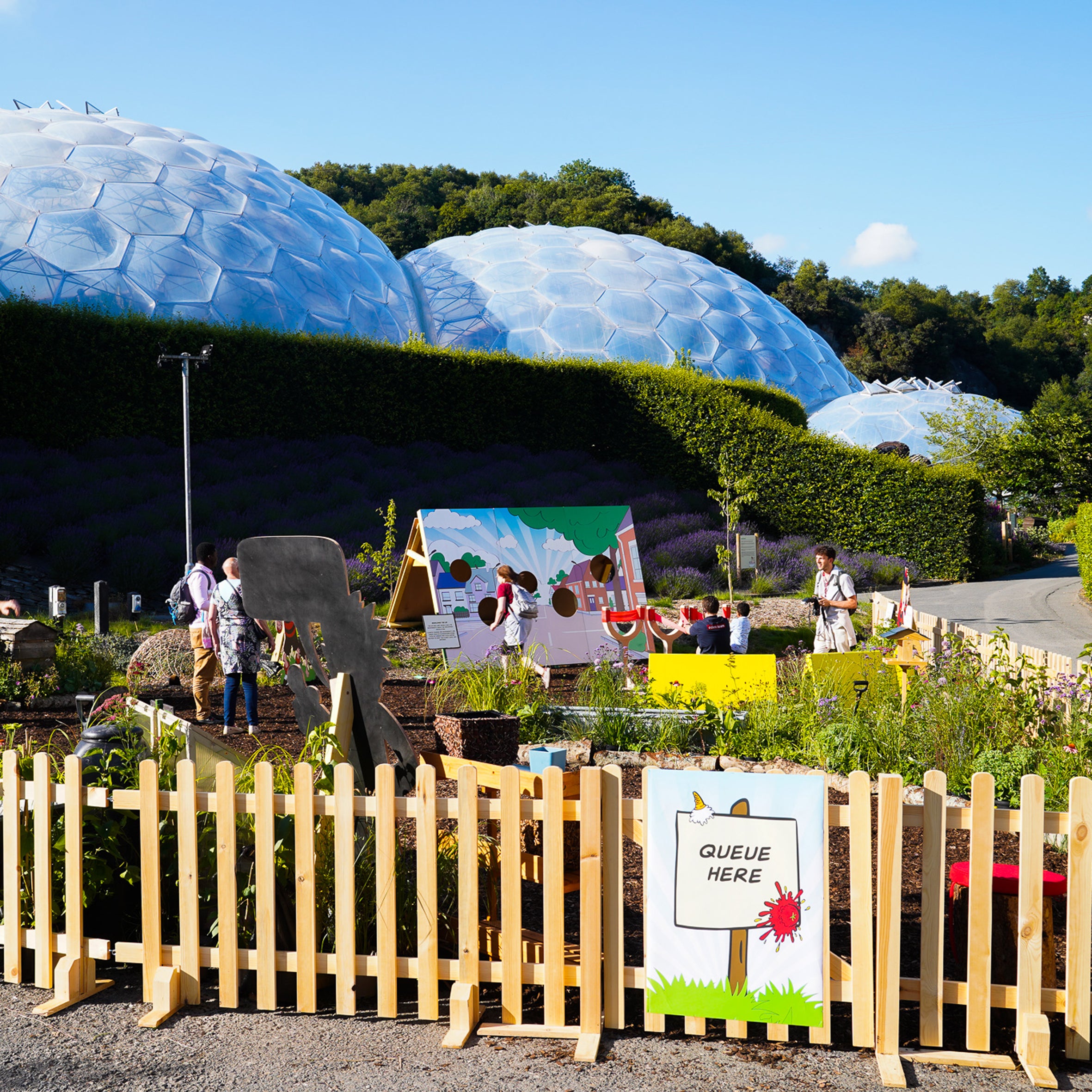 Free Standing, Portable, Events Fencing – The Picket Fence Company