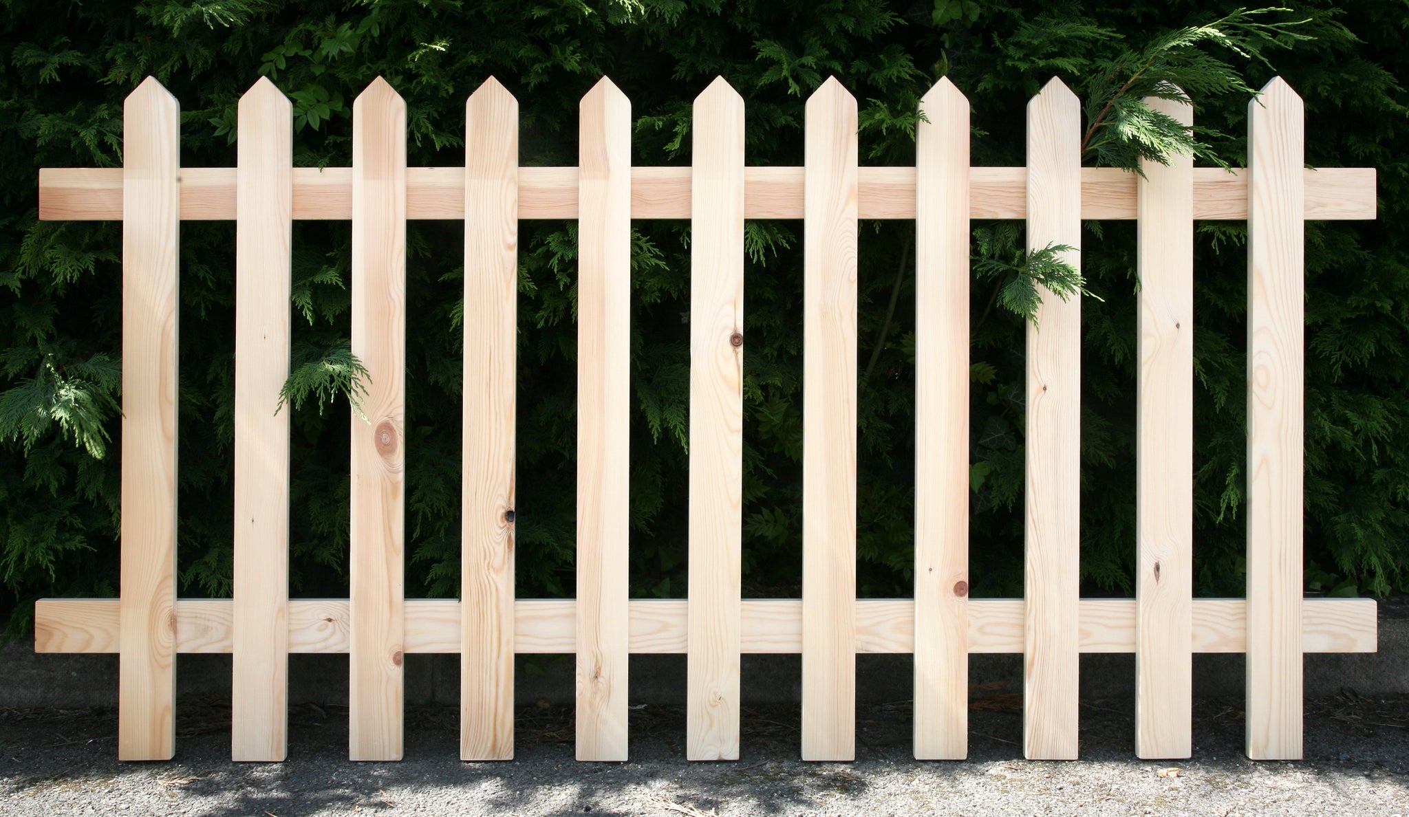Natural with Pointed Tops – The Picket Fence Company