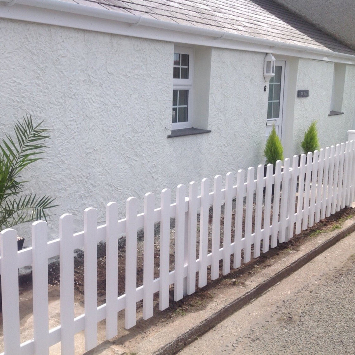 Primed Rounded Top – The Picket Fence Company