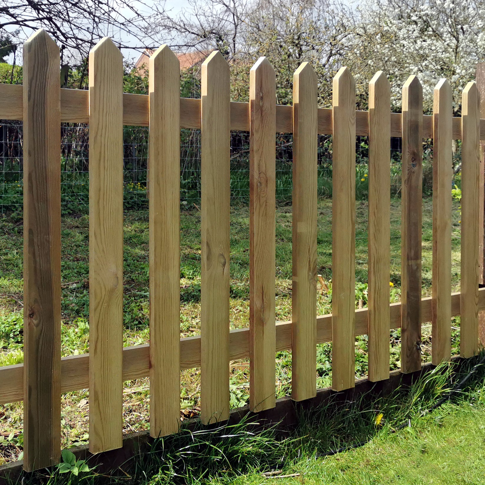 Pressure Treated Panel with Pointed Tops – The Picket Fence Company
